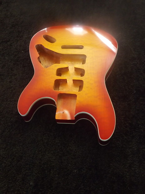 MAHOGANY QUILTED MAPLE SUPERSTRAT GUITAR BODY BINDING | Reverb UK