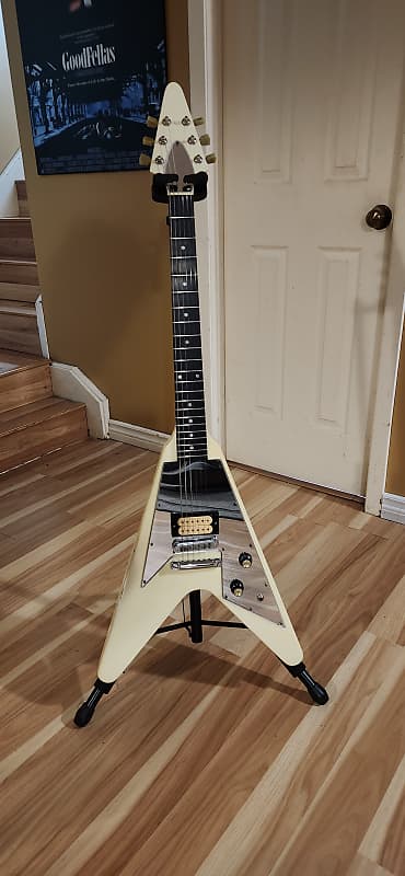 Gibson Flying V 2005 - White - Paul Stanley of Kiss | Reverb