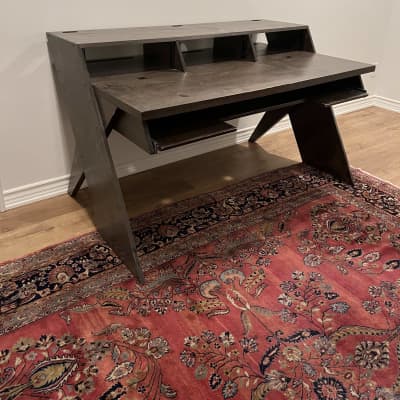 Output Platform Studio Desk 2010s - Kodiak brown | Reverb