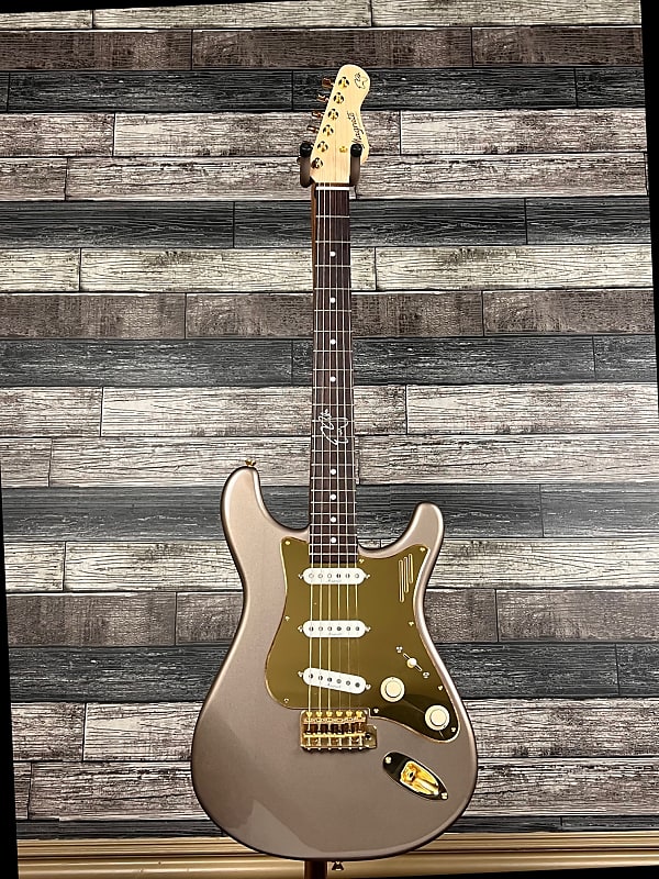 Magneto Eric Gales RD3 Signature - Sunset Gold | Reverb
