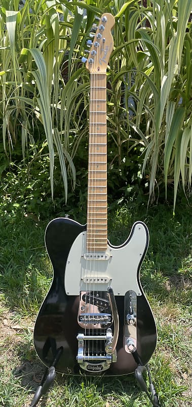Fender American Deluxe Telecaster 2001 - Black / Cream | Reverb