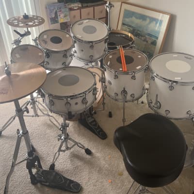 DW Design Series 7 Piece Drum Kit White | Reverb