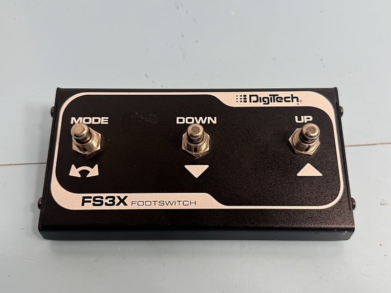 DigiTech FS3X 3-button Foot Switch | Reverb