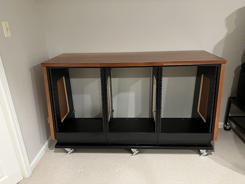 Argosy 42-Space Rack on Wheels Early 2,000's - Wood Surface | Reverb