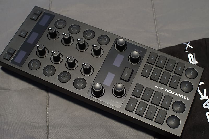 Native Instruments Traktor Kontrol X1 MK3 | Reverb