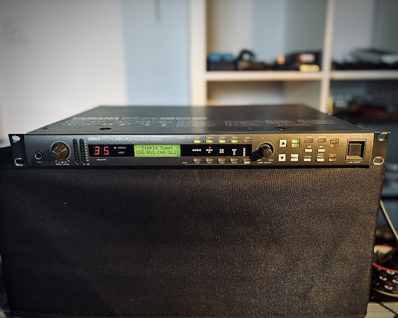 Yamaha FX900 - Multi-Effects Processor | Reverb