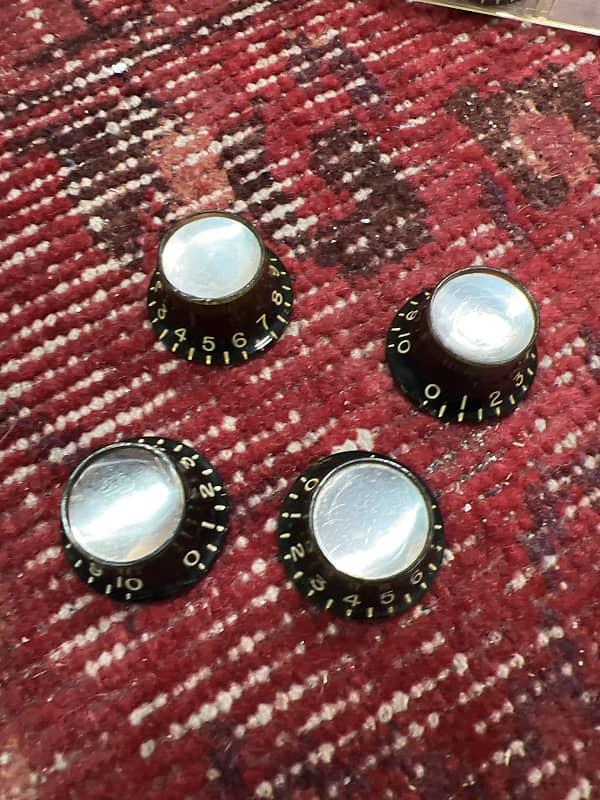 Gibson reflector knob 1961-1964 black | Reverb