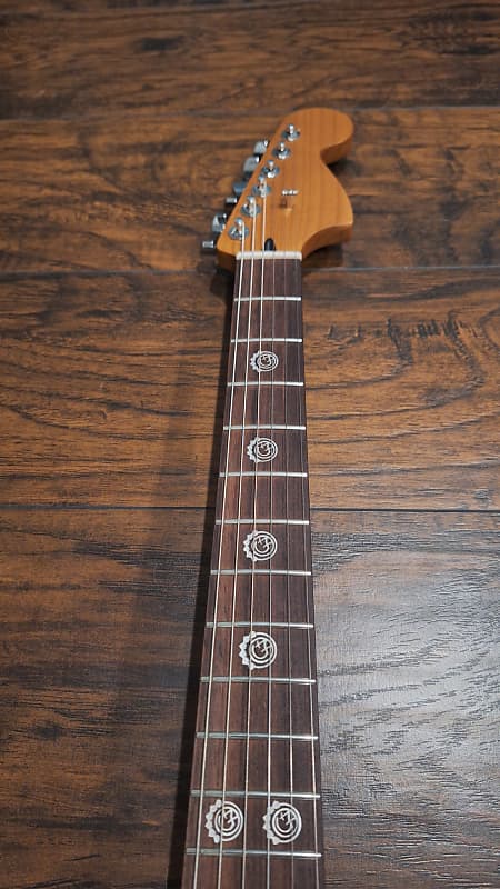 Tom Delonge Starcaster Squier Upgrade kit. Blink Smiley 22 | Reverb