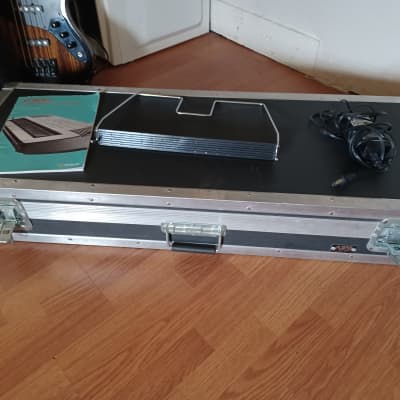 Roland E-300 61-Key Synthesizer keyboard | Reverb