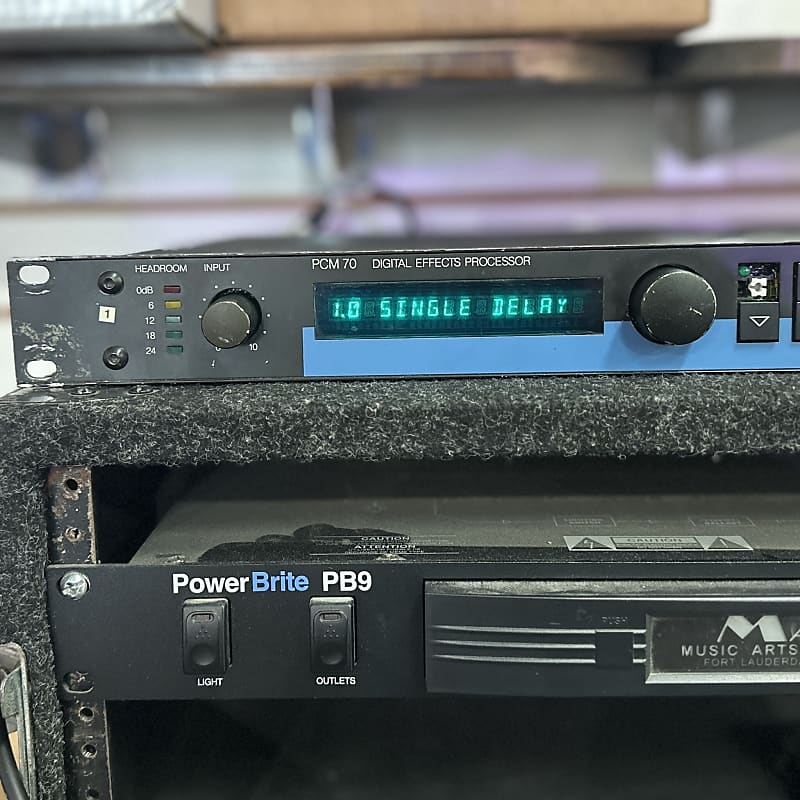 Lexicon PCM 70 Rack Digital Effects Processor | Reverb
