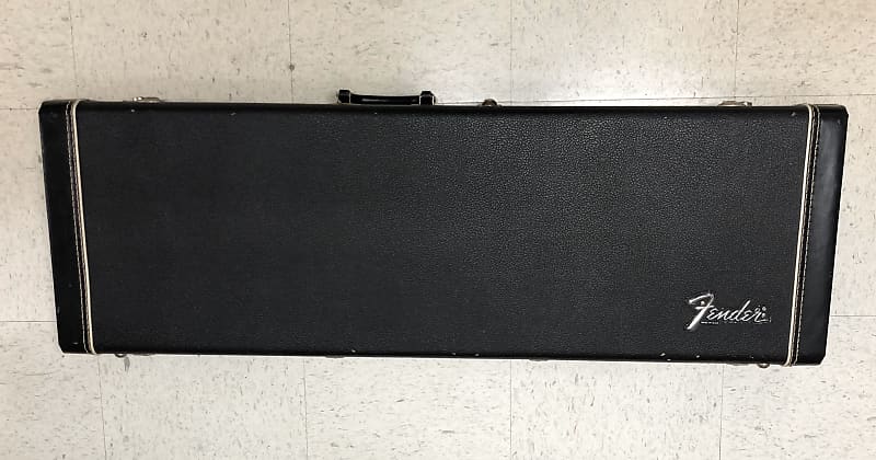 Fender Short Scale Vintage Black Tolex Case - 70's | Reverb