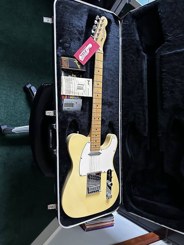 Fender Telecaster 1993 “Vintage White” Yellow | Reverb
