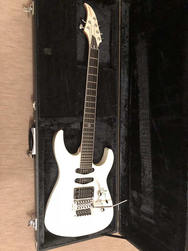 Caparison Dellinger-CA [Christopher Amott] 2008 Pro white | Reverb