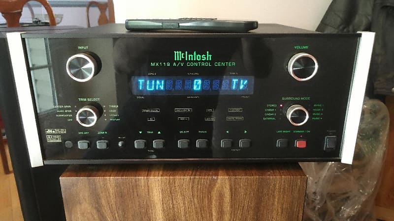 McIntosh MX119 preamplifier with remote in excellent | Reverb