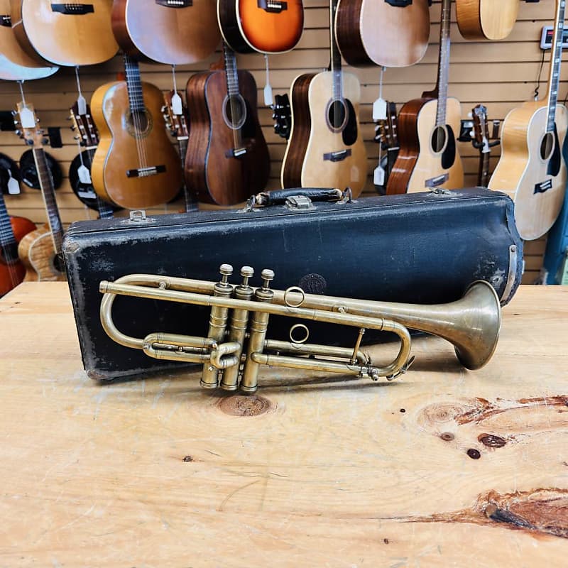 Conn 22B Bb Trumpet w/ Case - Made in USA | Reverb