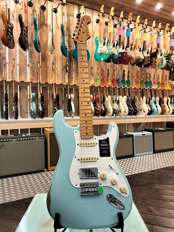 Fender Limited Edition De Vintera Road Worn 50s | Reverb Deutschland