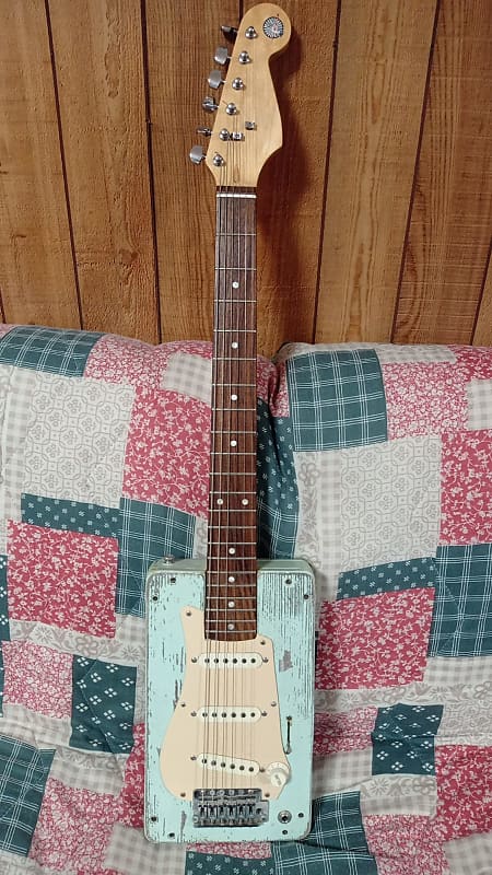 Fender RBB - Street Performer - Cigar Box 2000 - Azzurro | Reverb