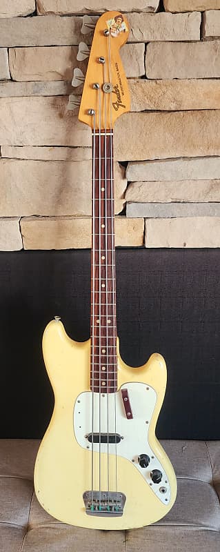 Fender musicmaster bass 1974 - tv white | Reverb Australia