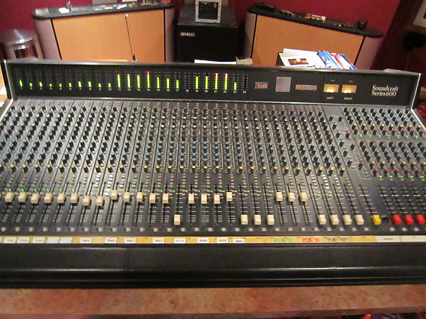 Soundcraft Series 600 32 Channel Mixer | Reverb