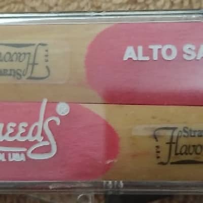 Flavoreeds Alto Sax reeds - Strength = 2 / Strawberry Flavor | Reverb