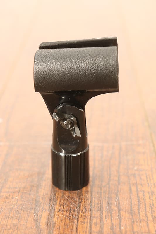 Shure Standard Microphone Clip | Reverb
