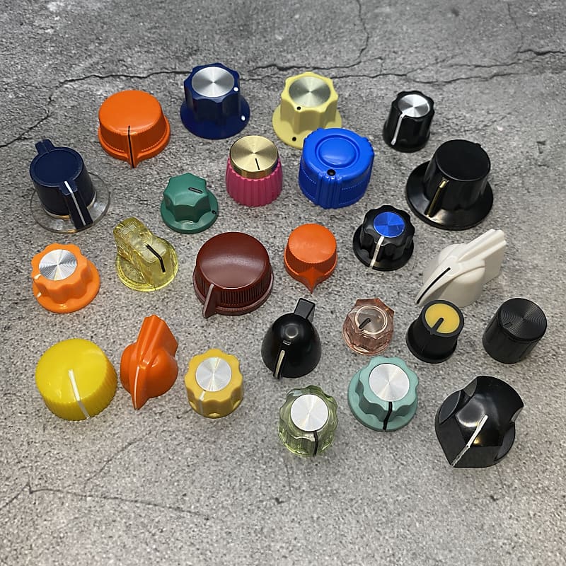 25 Pc Lot of Misc Mix Pedal & Guitar Amp Knobs - Lot #387 | Reverb