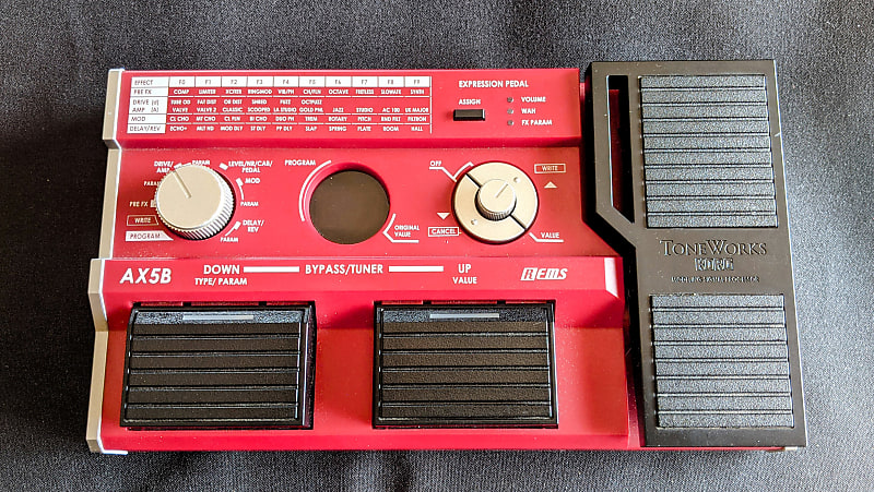 Korg Toneworks AX5B - Bass Multi Effects | Reverb