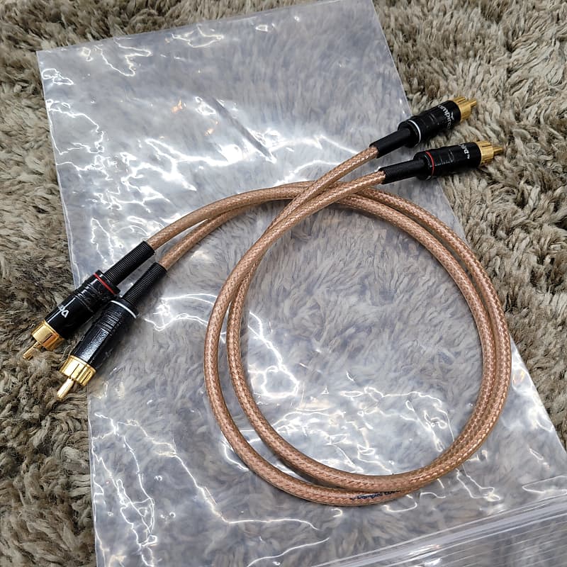 Vampire Wire 18" RCA Cable Pair - Golden | Reverb