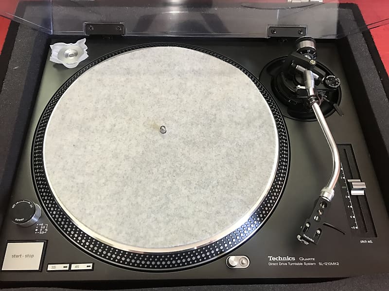 Technics 1210 MK2 Turntable | Reverb