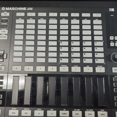 Native Instruments Maschine Jam | Reverb