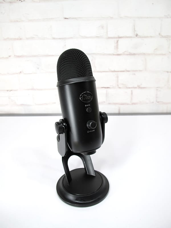 Blue Yeti Professional Multi-Pattern USB Condenser Microphone | Reverb