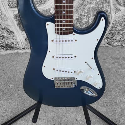 Rogue by Squier ST-3 Strat Style Guitar | Reverb
