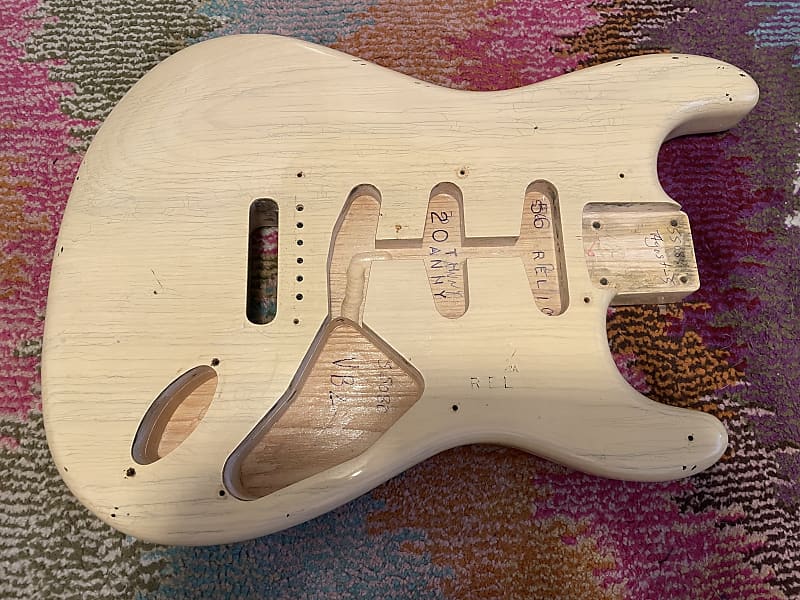 Fender Custom Shop 20th Anniversary Relic Stratocaster body | Reverb