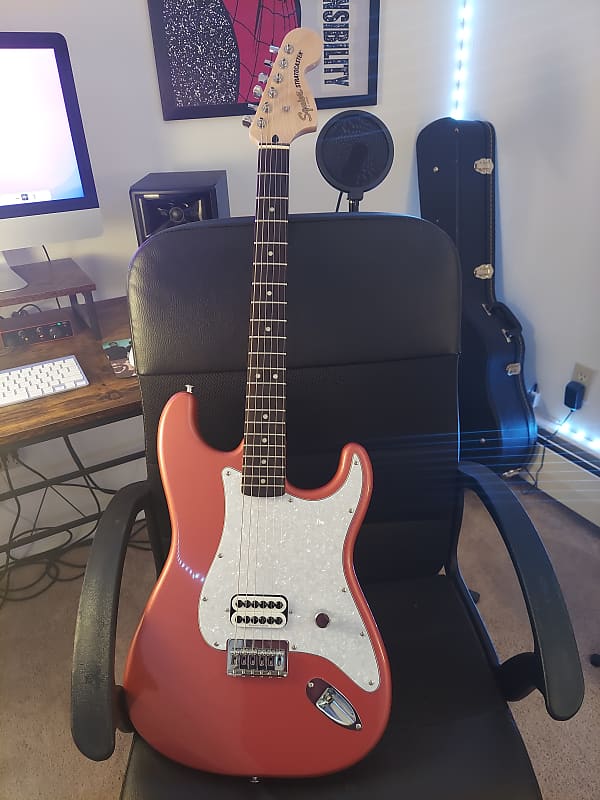 Tom Delonge Stratocaster- Coral Pink | Reverb
