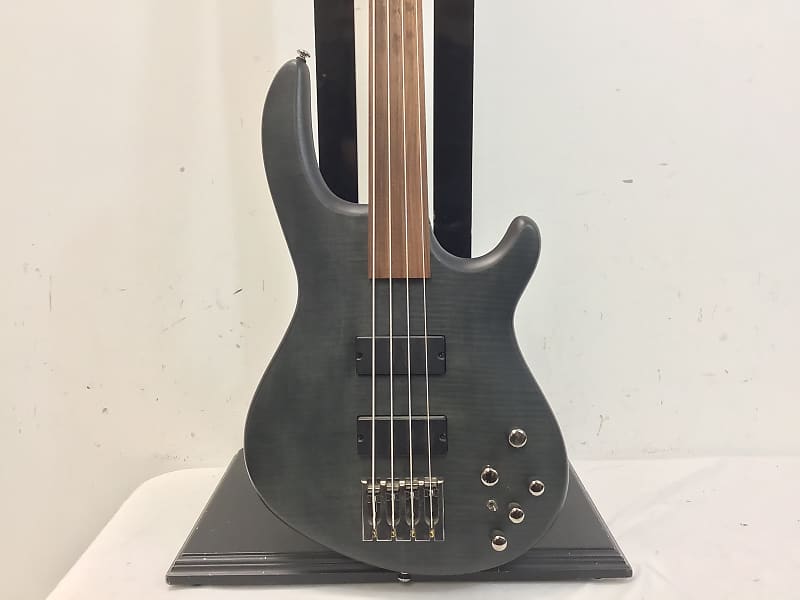 Dean Edge 4 Flame Top 4-String Fretless Bass Translucent | Reverb