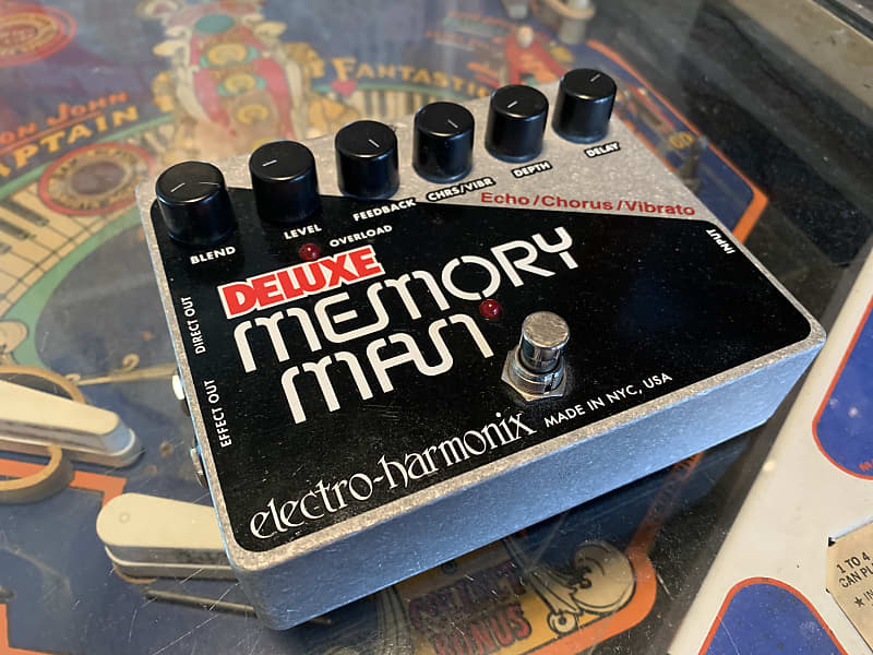Electro-Harmonix Deluxe Memory Man | Reverb