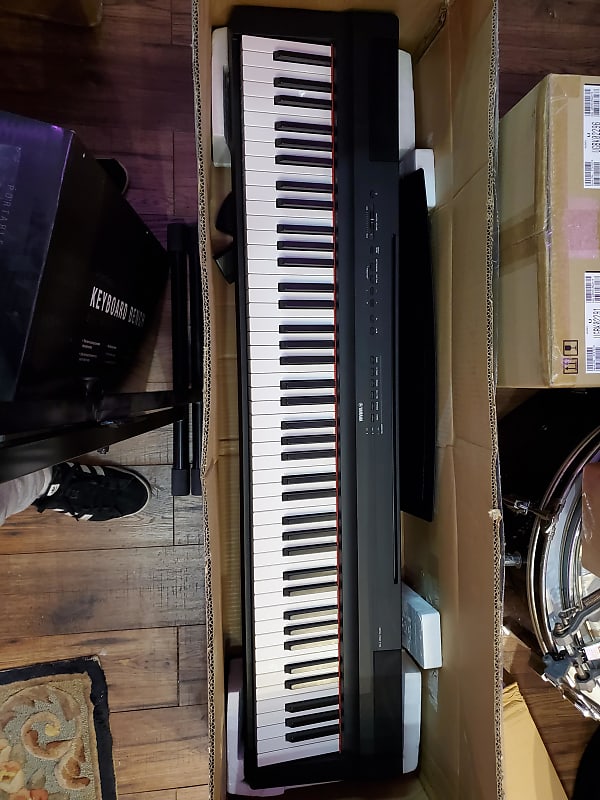 Yamaha P-125B | Reverb