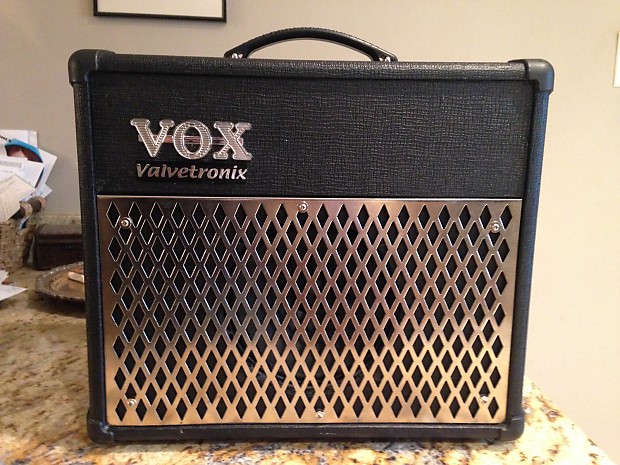 Vox Valvetronix AD15VT modeling combo amp | Reverb