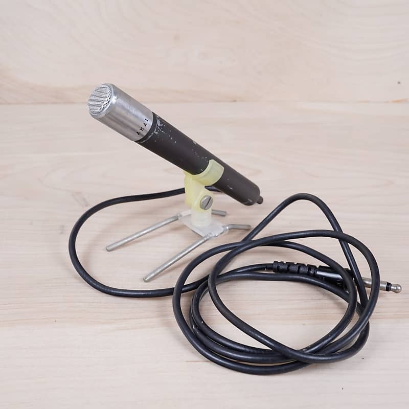 Akai Dynamic ADM-6 Microphone w/ Desktop Stand | Reverb