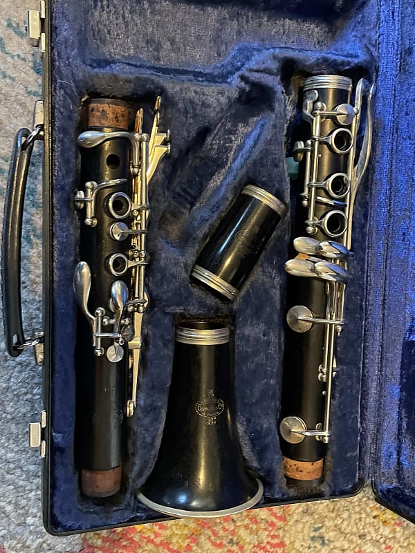 Buffet Crampon E11 Intermediate Bb Clarinet 2010s - Black | Reverb
