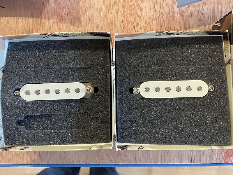 Bare Knuckle 63 veneer board strat (neck and middle) - | Reverb