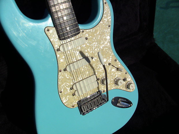 Fender Stratocaster Ultra 1996 Taos Turquoise / Maui Blue | Reverb