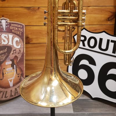 Blessing B-350 Upright USA Baritone w Case Brass | Reverb