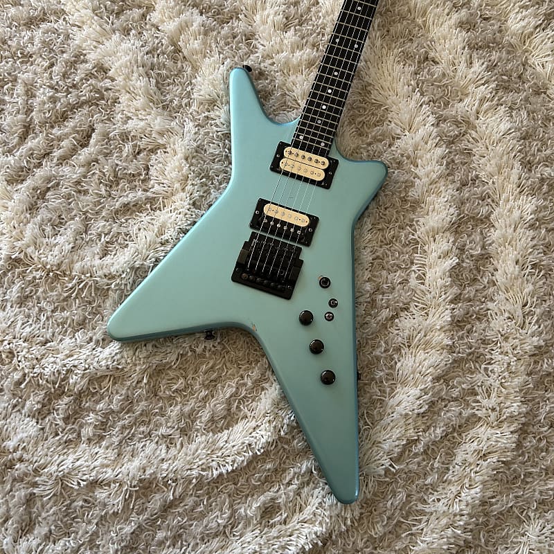 1984-1989 Carvin V220 Electric Guitar | Reverb