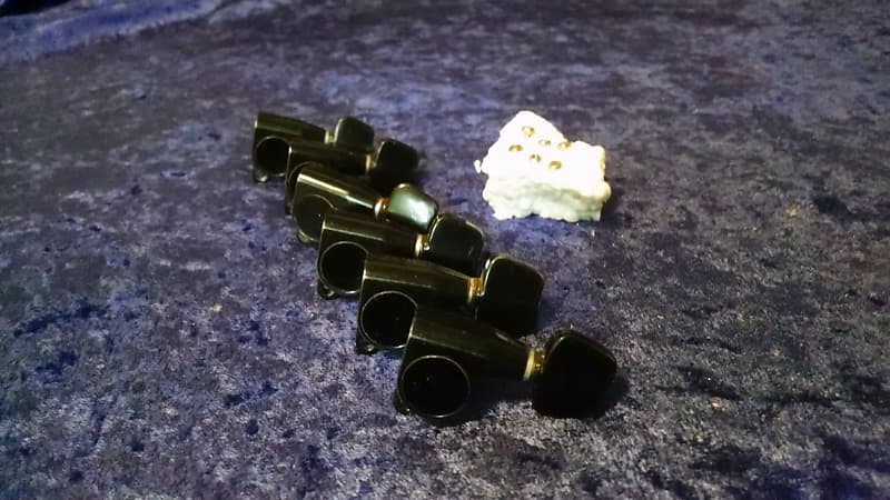 1980s Gotoh Chevron head Tuners Black Right hand 6 inline | Reverb