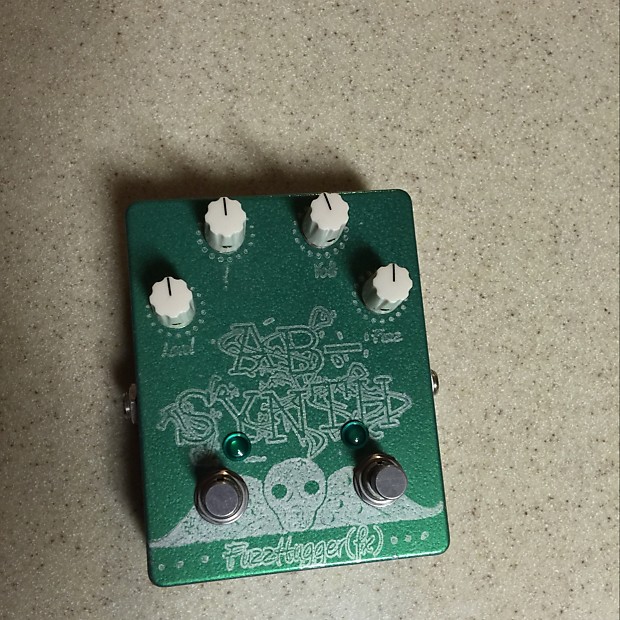 Fuzzhugger Ab Synth Green | Reverb