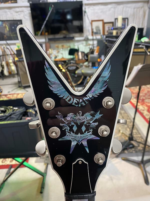 Dean 30th Anniversary Flying V 2007 - Root Beer Burst | Reverb