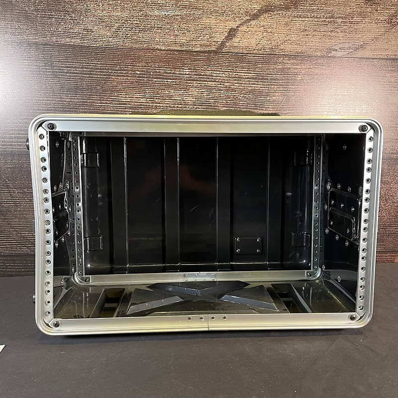 MCM 6U Rack Case Rack Case (Hollywood, CA) | Reverb