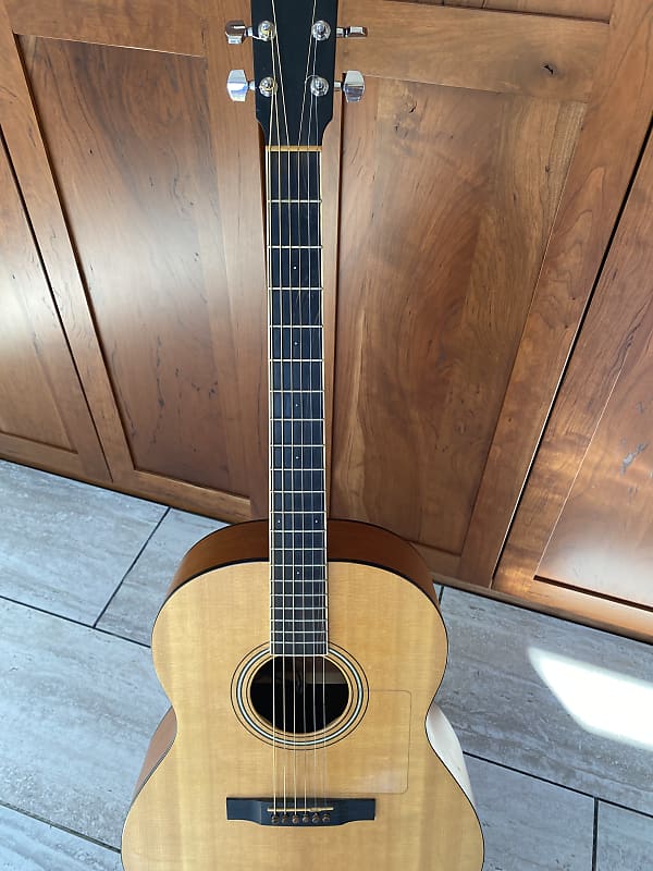 Larrivee L-02 2000 - Natural | Reverb