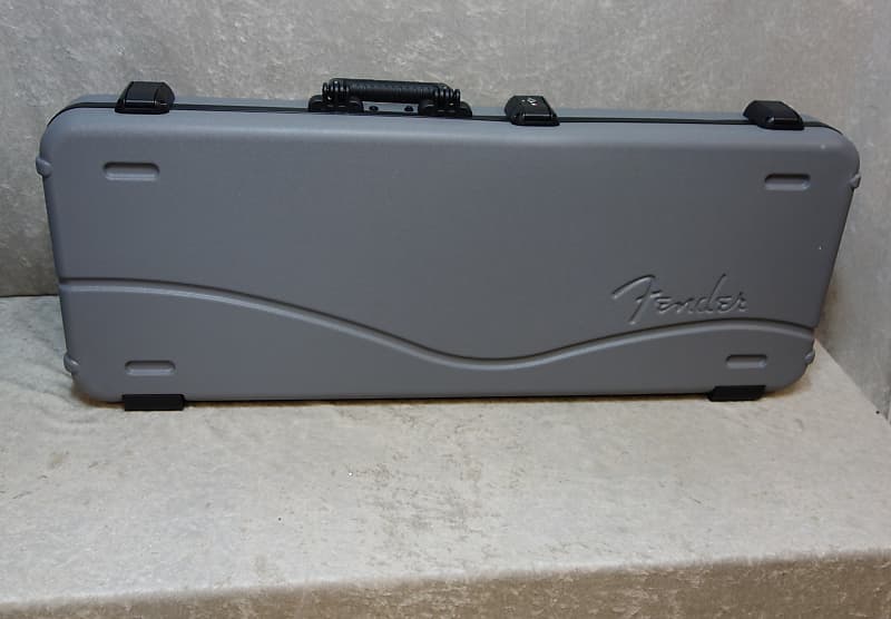 Fender Stratocaster/Telecaster molded hardshell case | Reverb